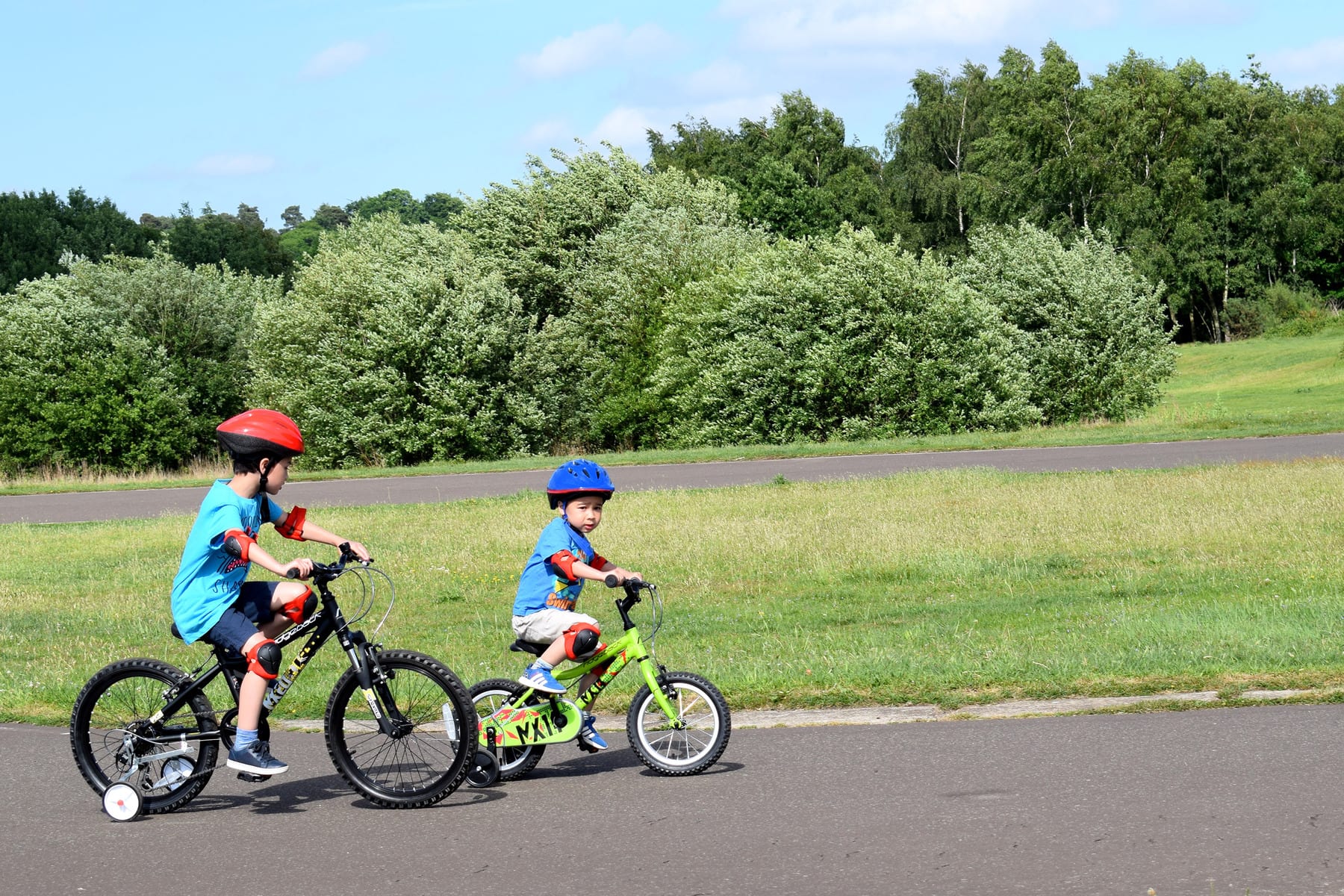 Summer Cycling with Ridgeback Bikes | Suburban Mum