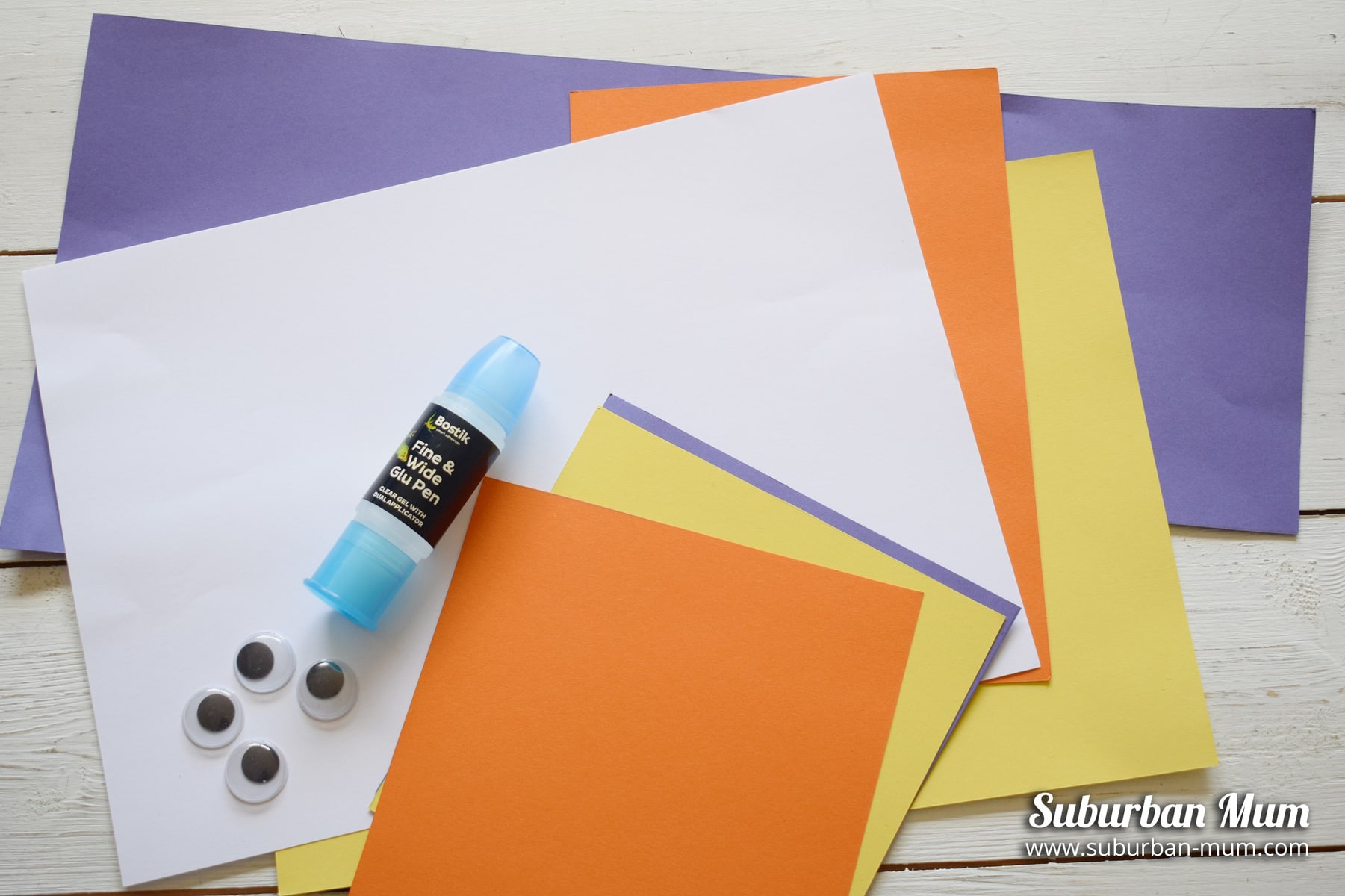 Craft Corner: Bookmarks for Back to School | Suburban Mum