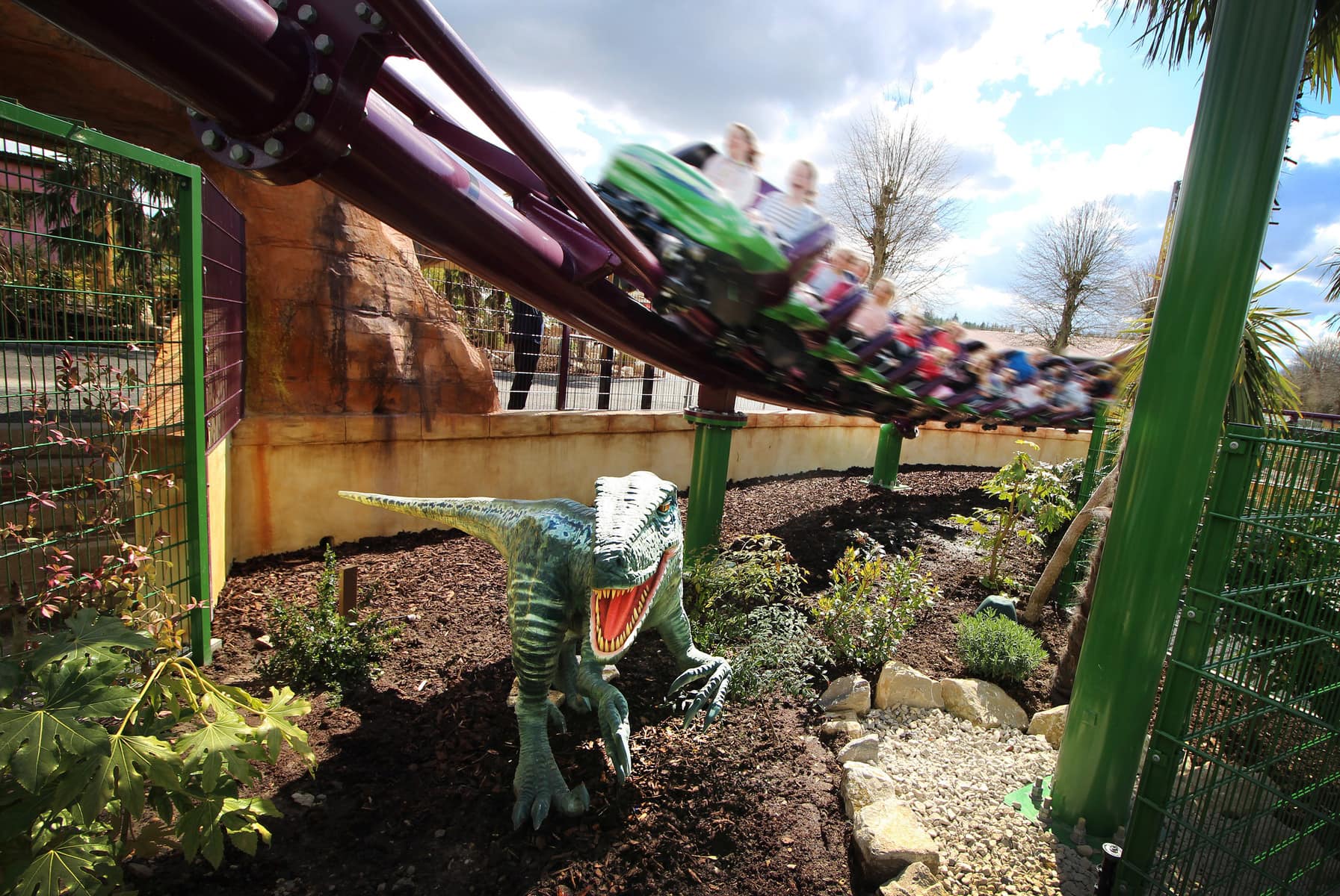 Review: Paultons Family Theme Park | Suburban Mum