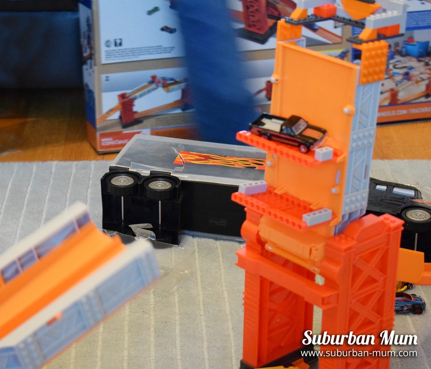Review: Hot Wheels Track Builder Stunt Bridge Kit | Suburban Mum