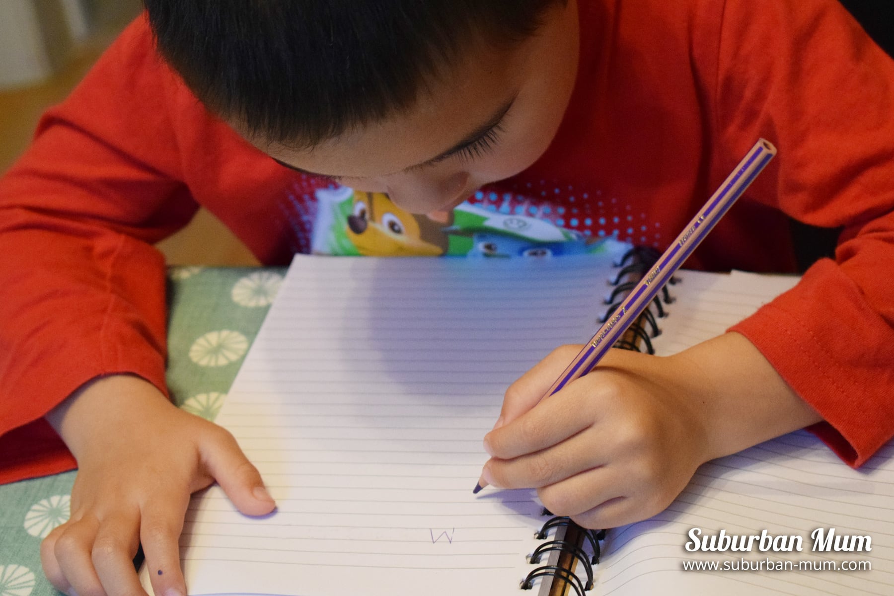 How to improve your child's handwriting + free printables | Suburban Mum