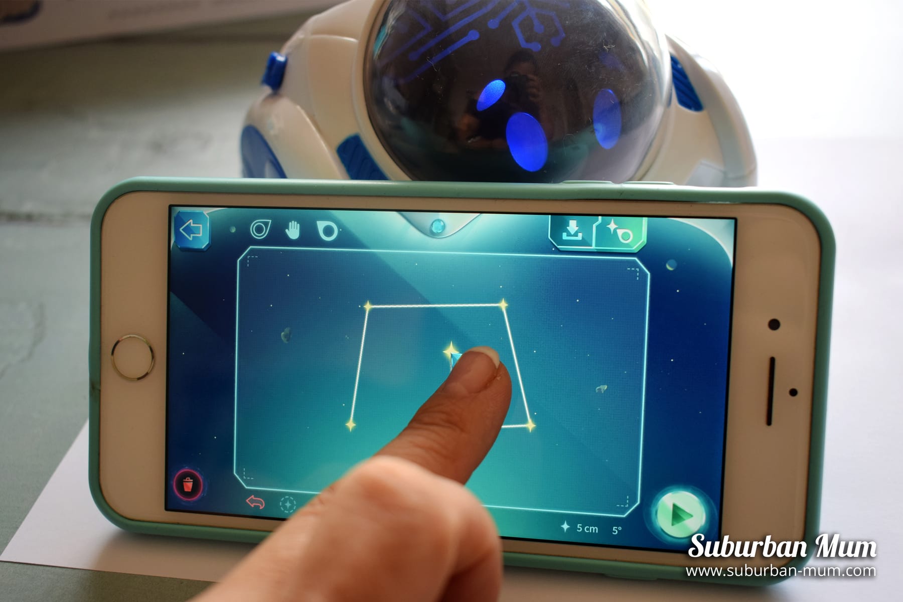 Review: Clementoni Science Museum Mind Designer Robot | Suburban Mum