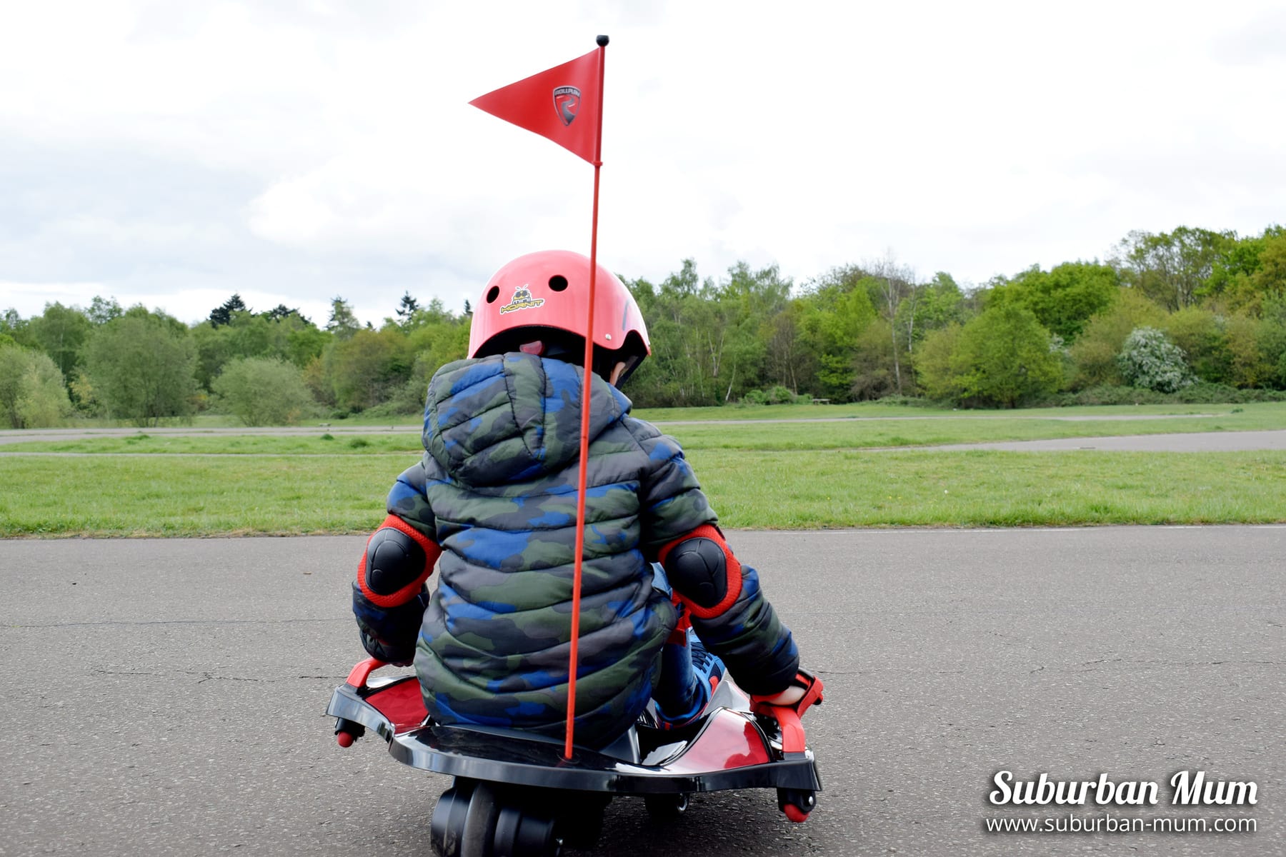 Tilt & Glide with the Rollplay Nighthawk [review] | Suburban Mum