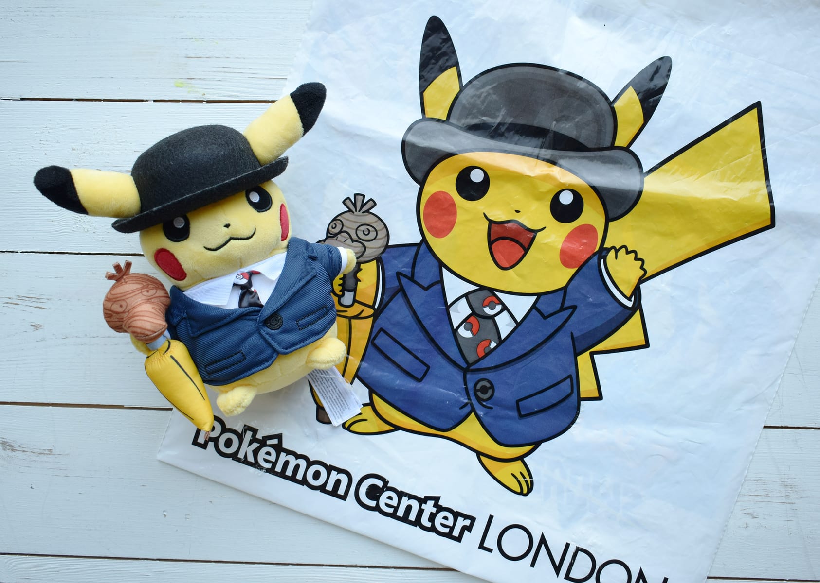 UK's first ever Pop-up Pokemon Center + win a limited edition London ...