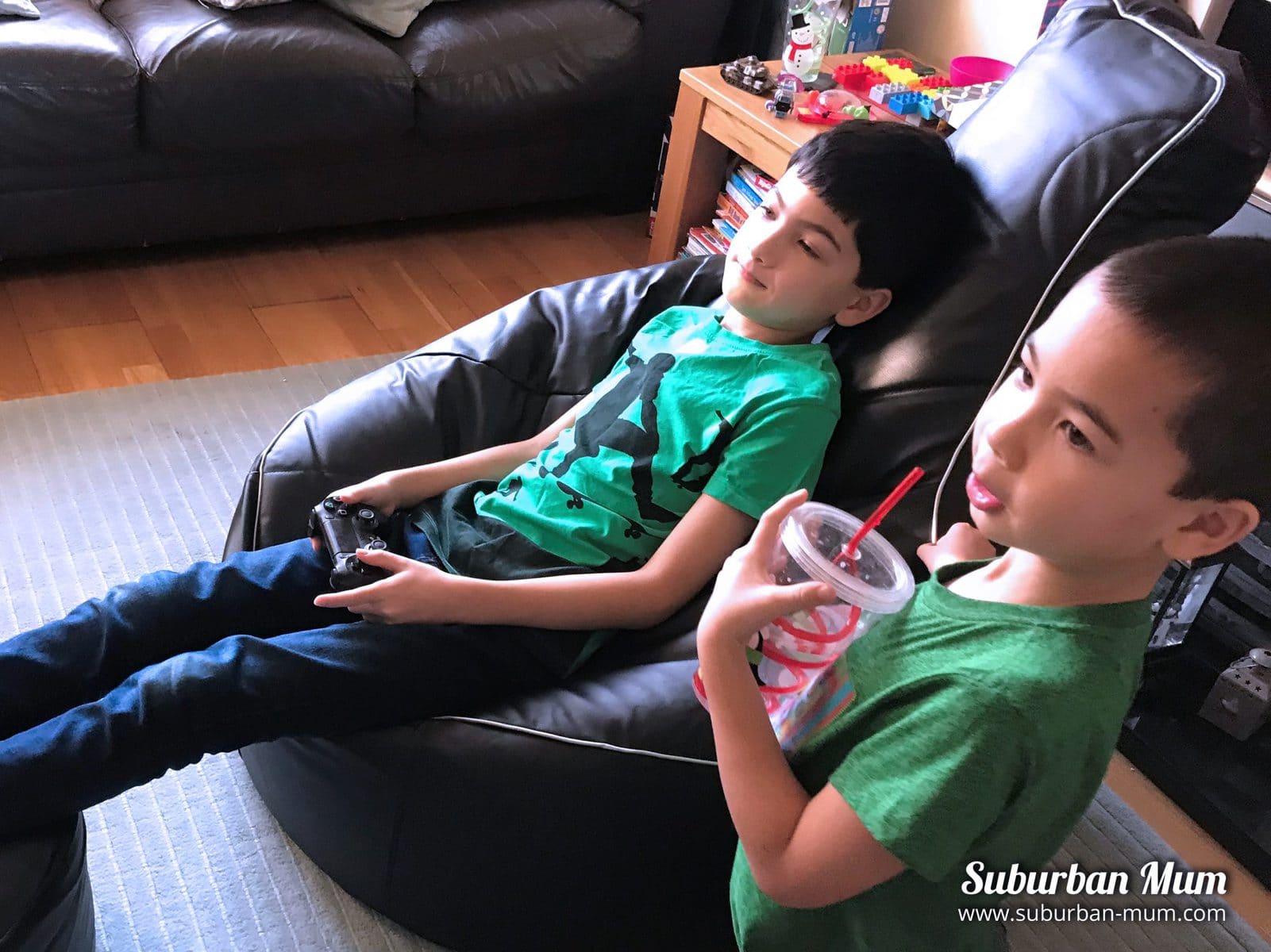 The Comfiest Gaming Chair Bean Bag From Bean Bag Bazaar Suburban Mum