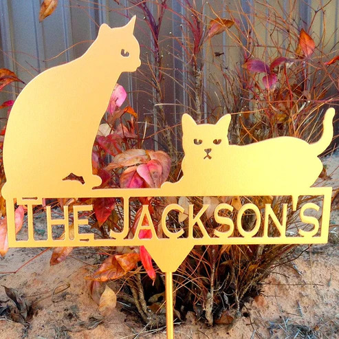Creative ways to display your custom metal outdoor sign | Suburban Mum